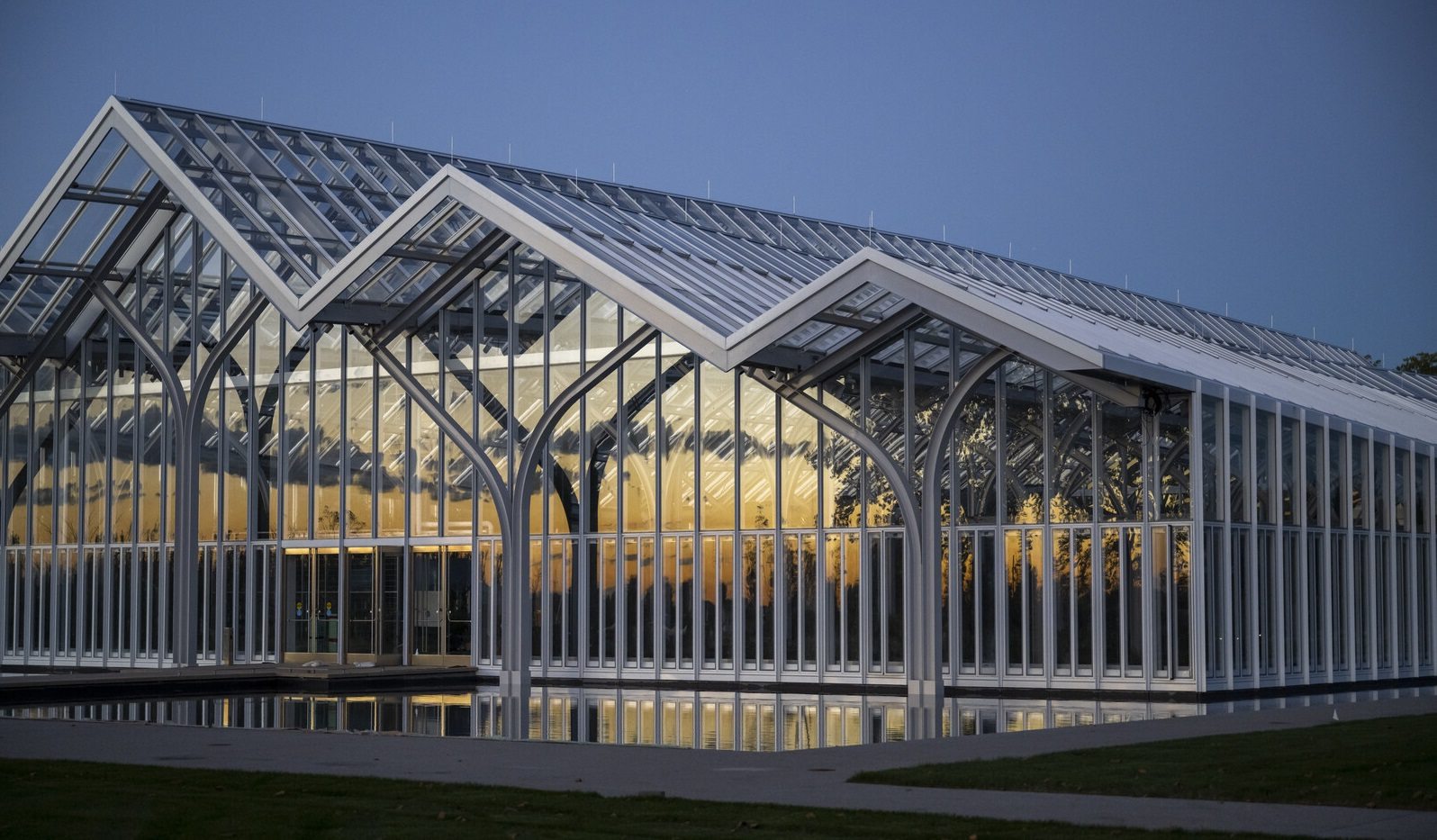 Longwood's Glass Houses: A Century of Floral Sun Parlors | Longwood Gardens